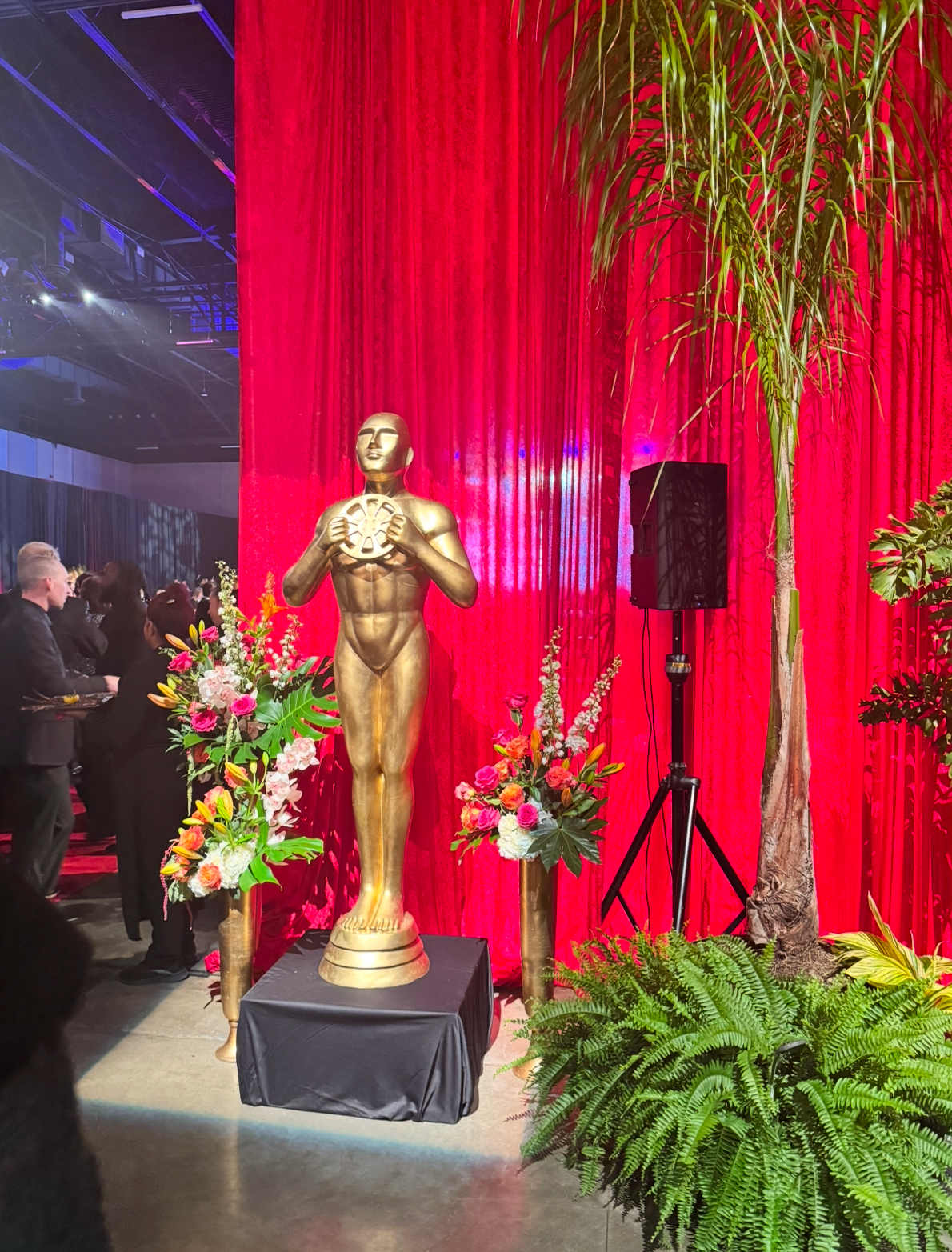 Life Size Gold Oscar Statue | The Invite | Event & Party Prop Rentals