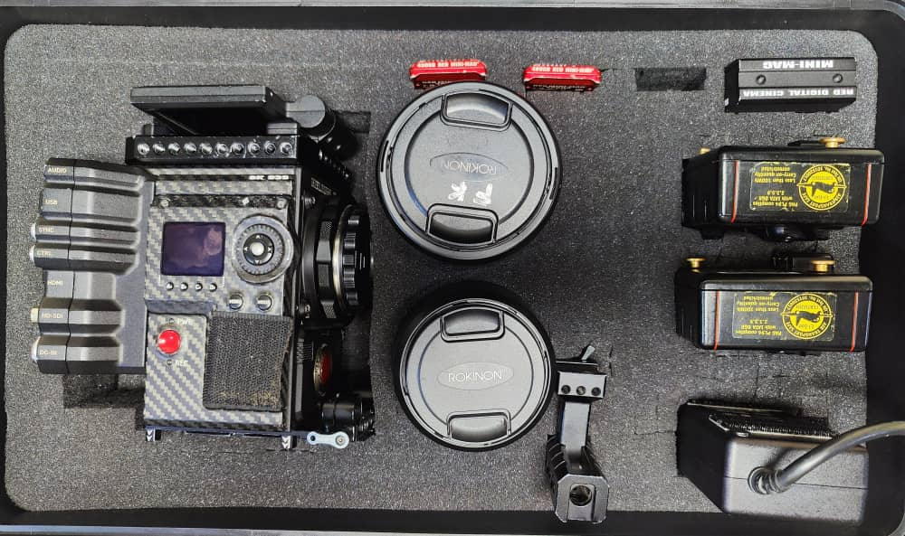 RED EPIC-W HELIUM 8K DSMC2 EF MOUNT | Fotokrome Rentals