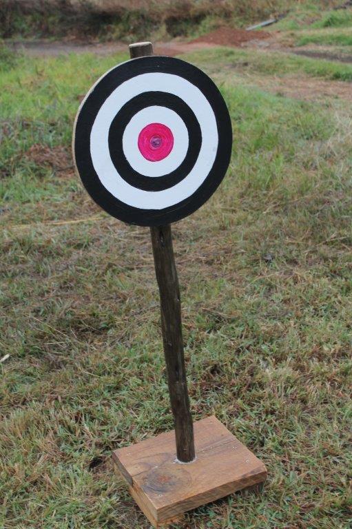S1076 Freestanding Target | Dazzling Props