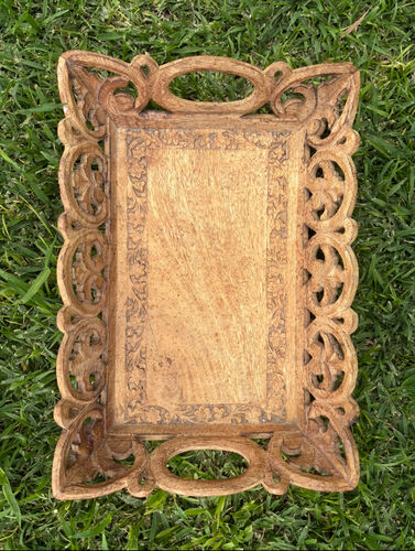 a frame dessert stand