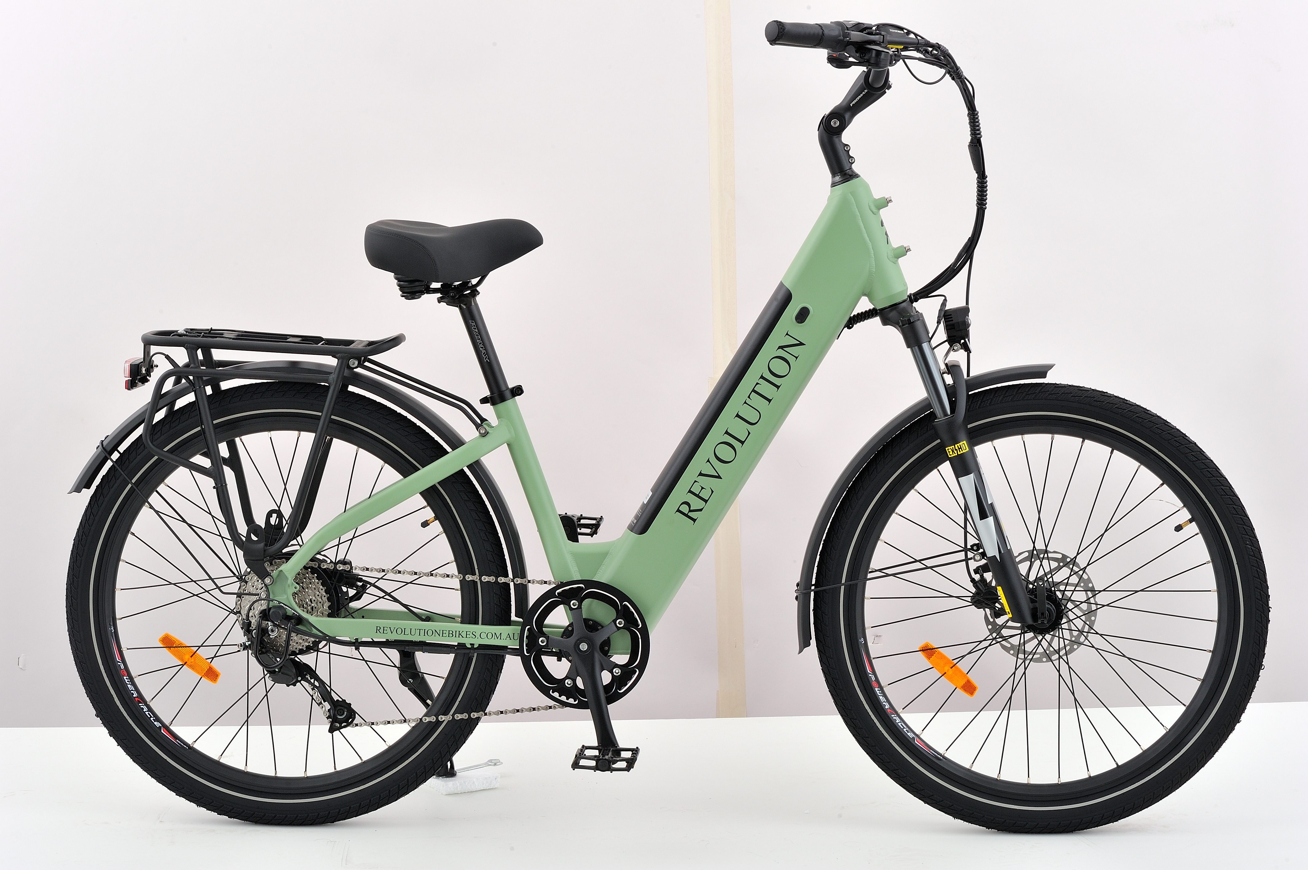 Revolution Explorer - Large - E-Bike | Busselton Electric Bike Hire
