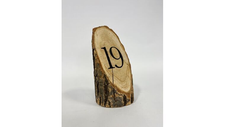 Wood Stump Table Numbers (1-10) | Lucky in Love