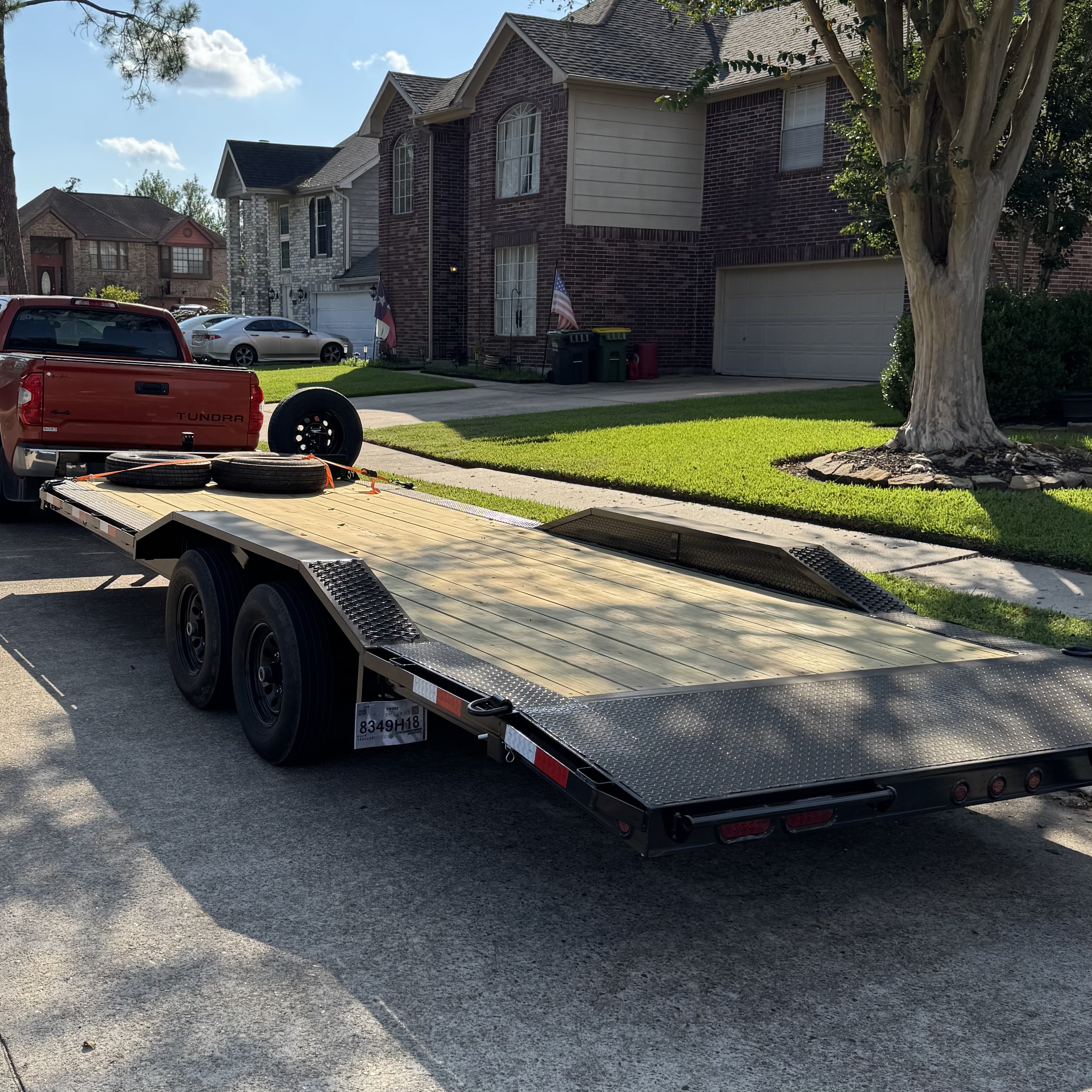 22ft Car Hauler With Drive Over Fenders | TXE Rentals LLC