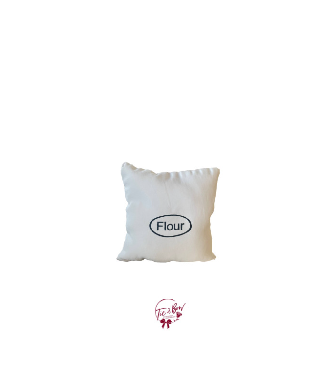 Flour Sac in White | Tie a Bow Rentals
