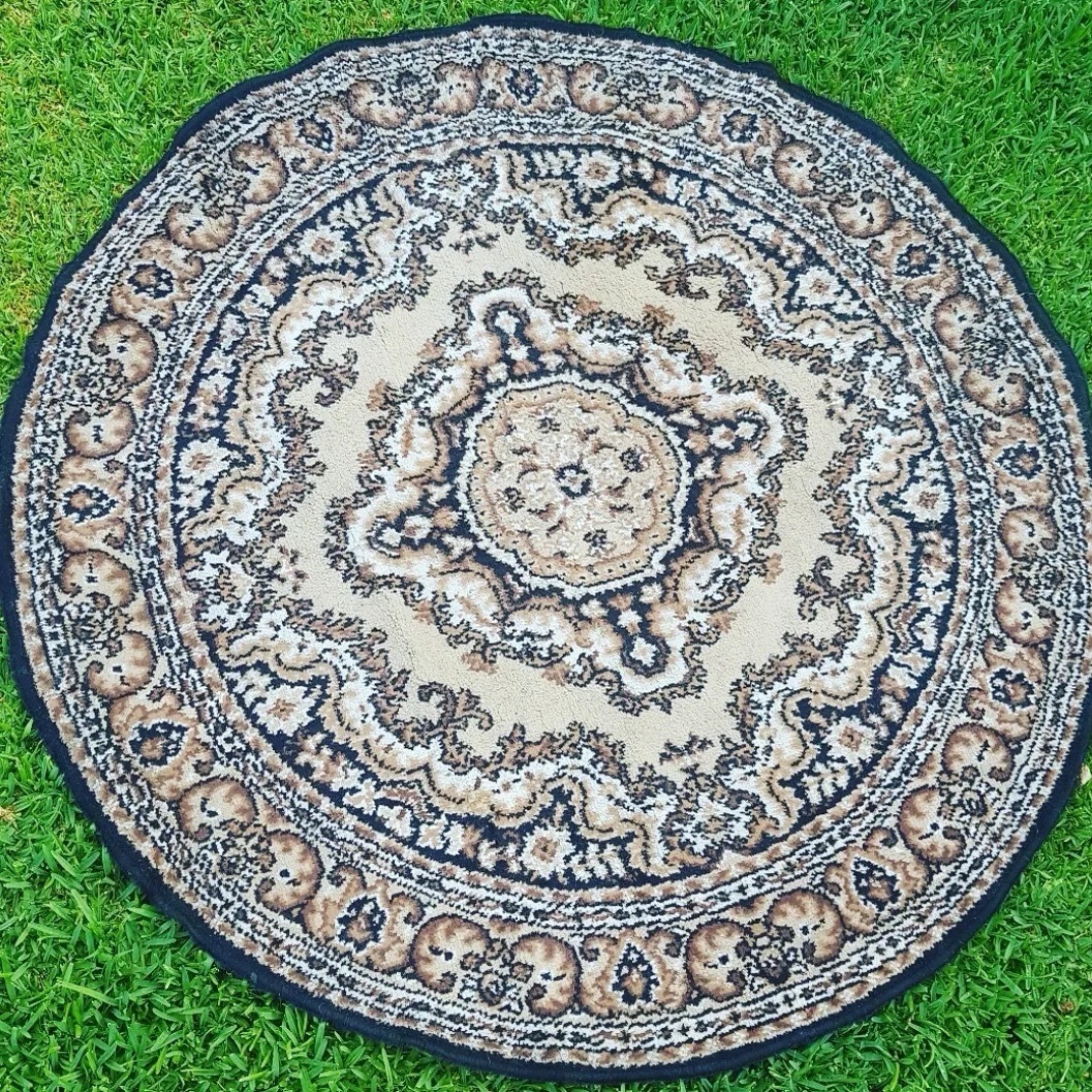 Round Rug 2 | Little Miss Vintage