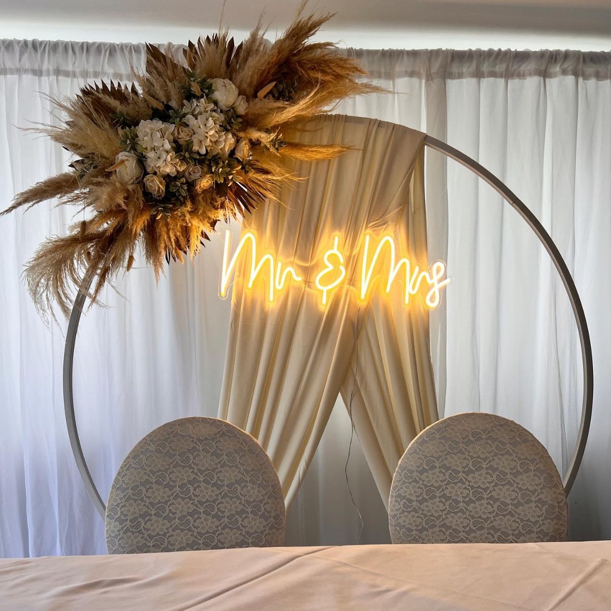 Organic Gold & Cream Hoop Display For Hire | Luxury Wedding Styling ...