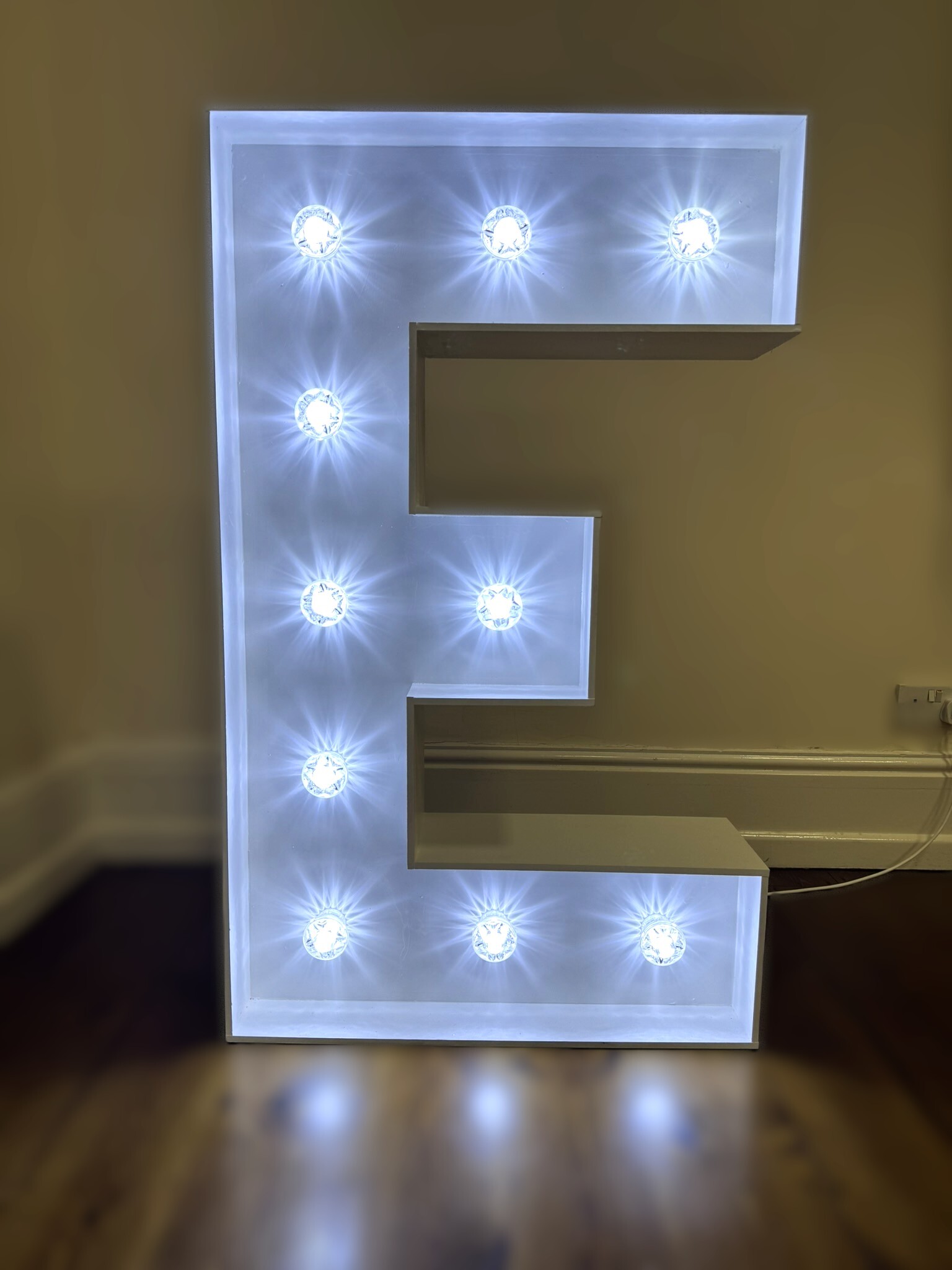 Hire 4ft tall Light Up Letter E - Enchanted Weddings Bristol | Luxury ...